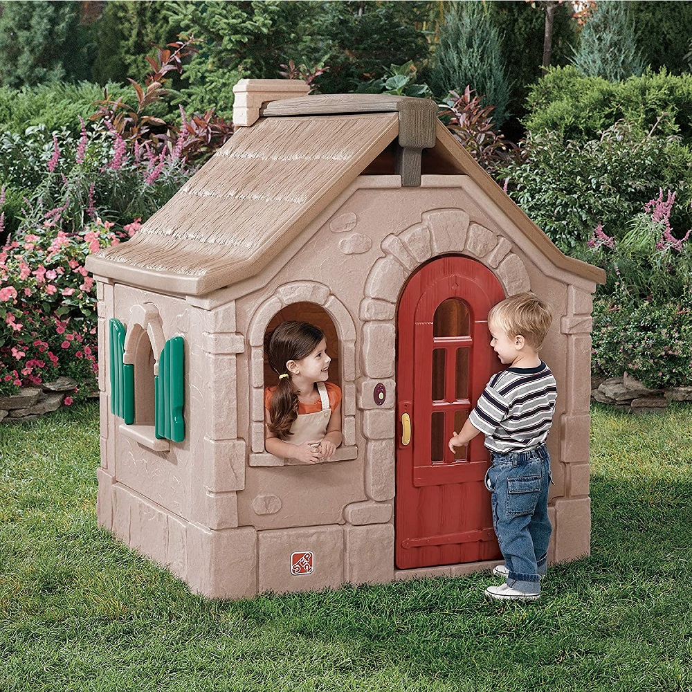 Step 2 Plastic Playhouse